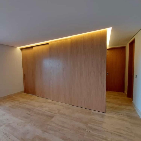 Painel de Correr em Lâmina Carvalho Natural: feito pela Allmad